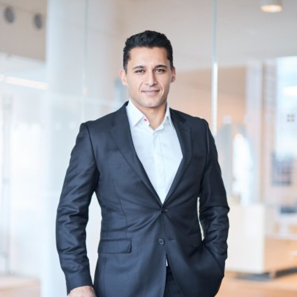 Veris Residential CEO Mahbod Nia Delivers Lecture at MIT Center for ...